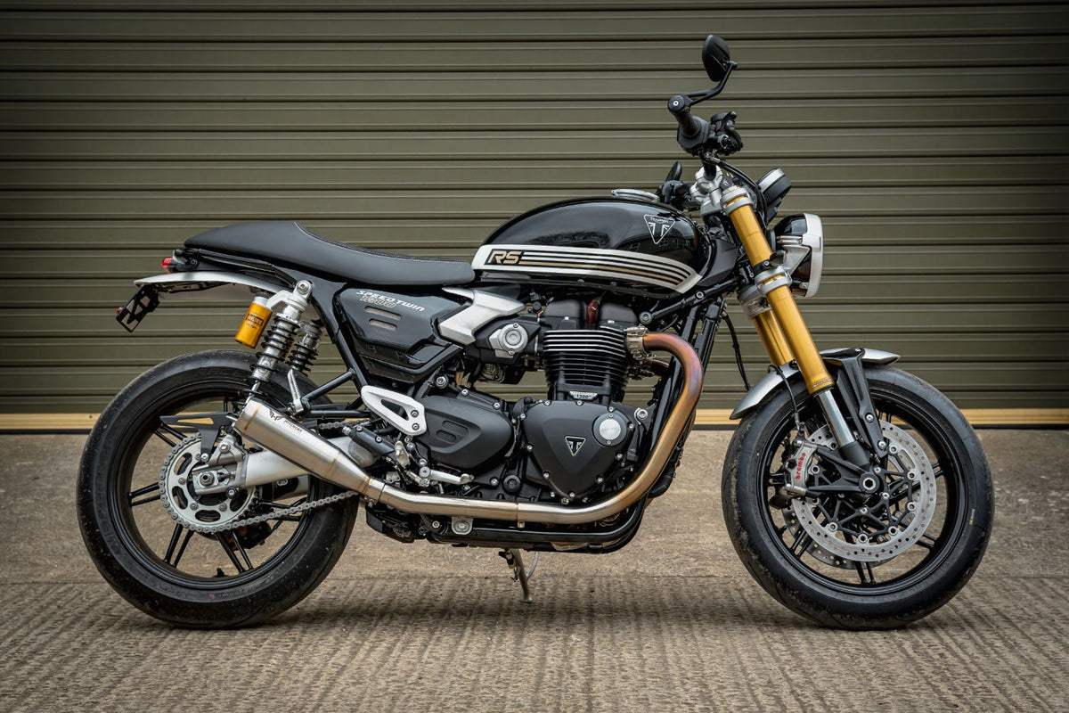 Triumph Speed Twin 1200 + RS (2025 Model) - Slip-ons – Hitchcox Motorcycles